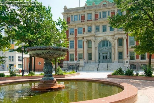 Court Square Park and Long Island City Courthouse - Architectural Photo ...