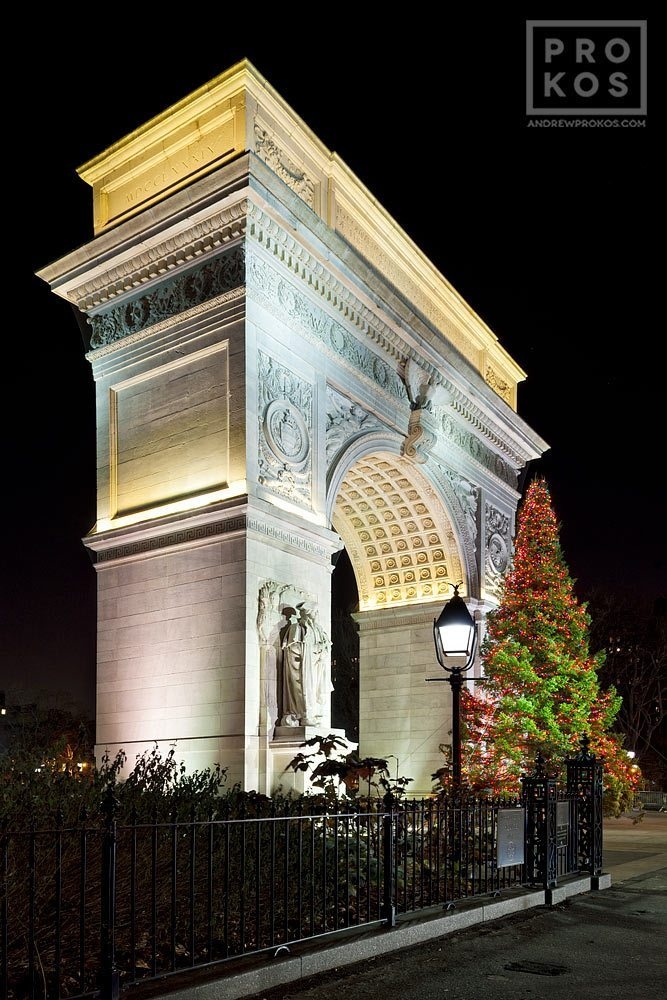 Washington Square Park at Christmas - Night Photography - PROKOS